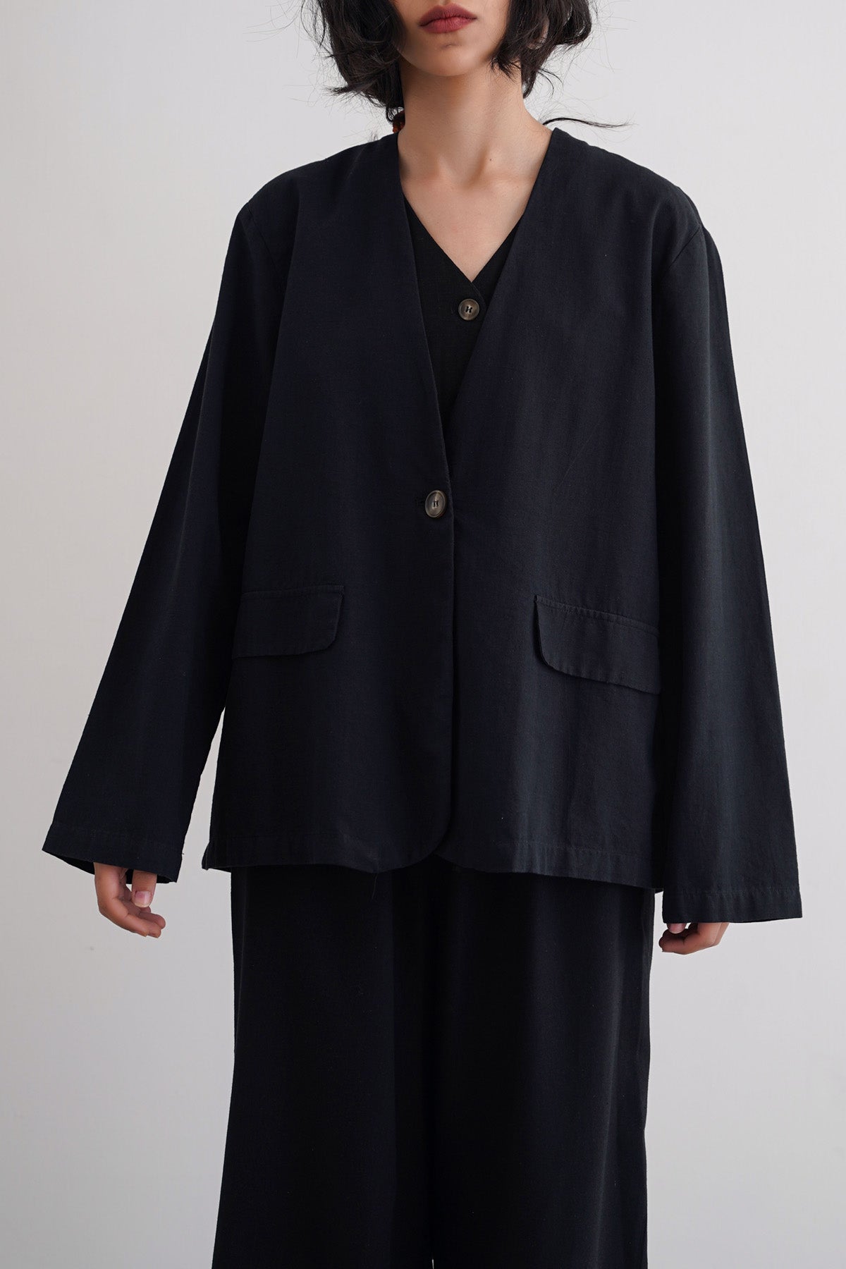 COLLARLESS LINEN BLAZER – Lama Retail